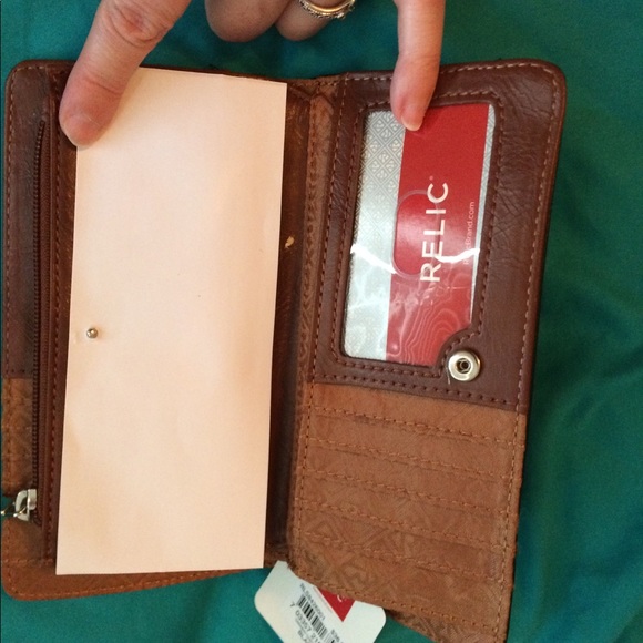 Relic | Bags | Relic Wallet | Poshmark